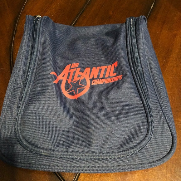 Bags | New Cheer Mid Atlantic Navy Blue Travel Makeup Toiletries Bag ...